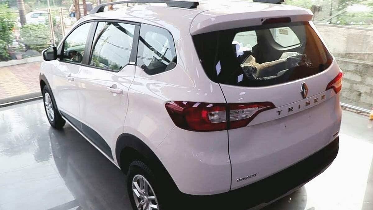 Renault Triber Which People Liking Very Much Because its Low Price and ...