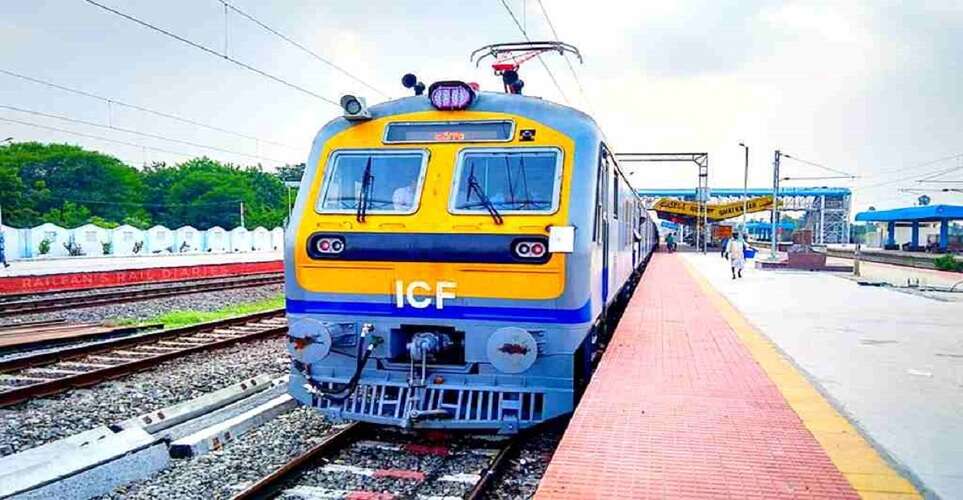 Indian Railway: Big Gift From Indian Railways, Coaches increased in ...