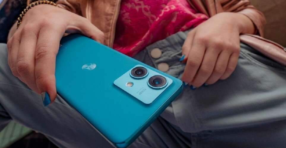 Motorola's Premium Look Smartphone Has Won Hearts of People, Seeing ...